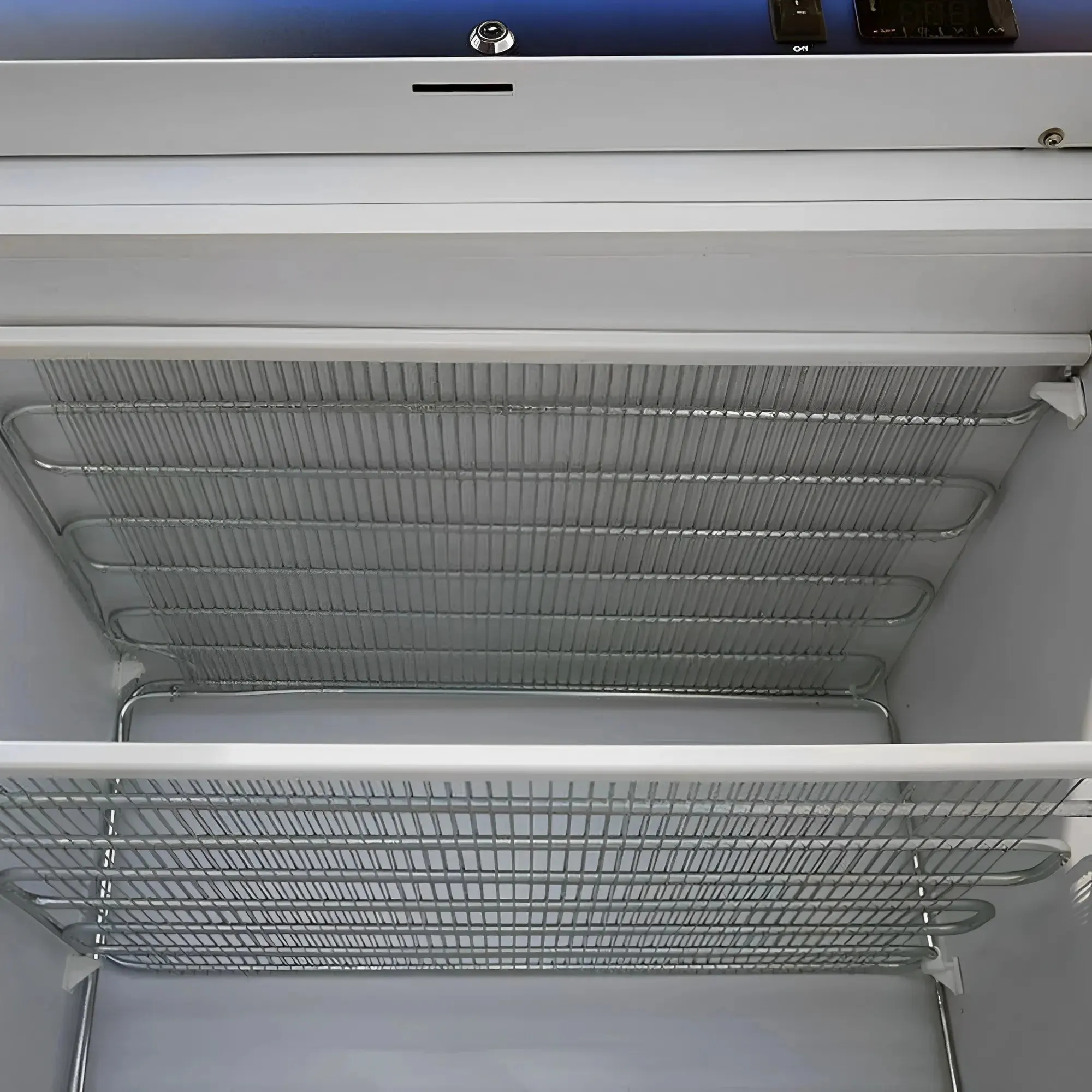 MBH - Congelador vertical industrial INOX 460 L cocina hostelería
